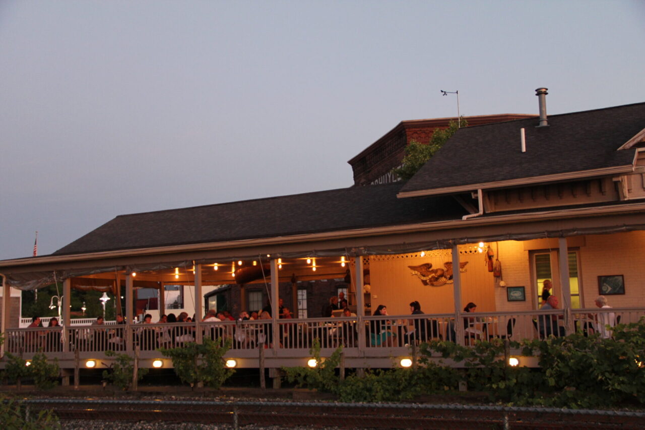 Seneca Harbor Station Restaurant - Seneca Harbor